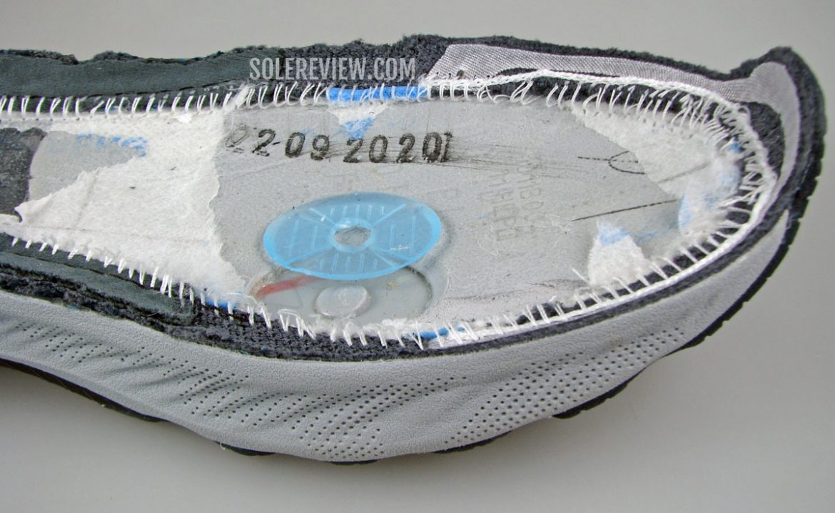 The tear down: Asics Gel Nimbus 23