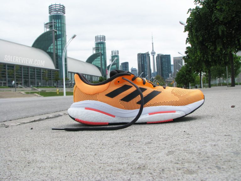 Best running shoes for heavy runners | Solereview