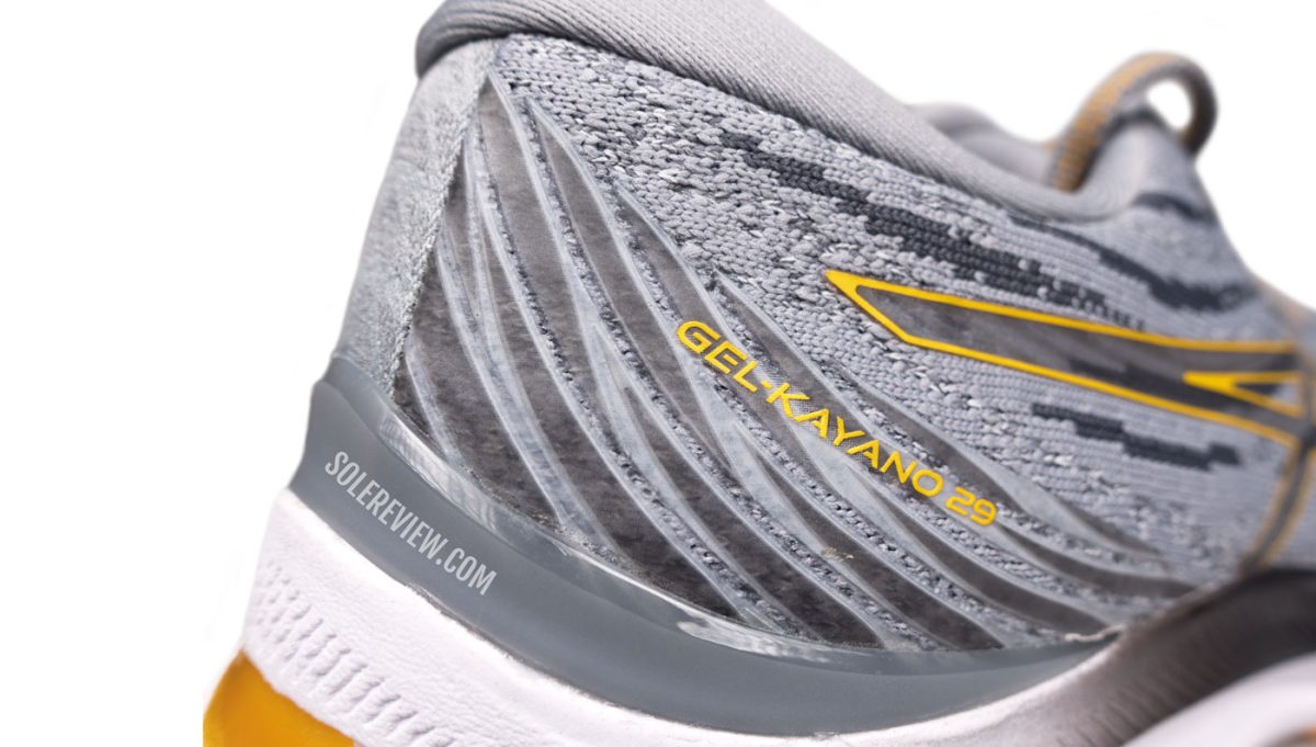 Best running shoes for overpronation | Solereview