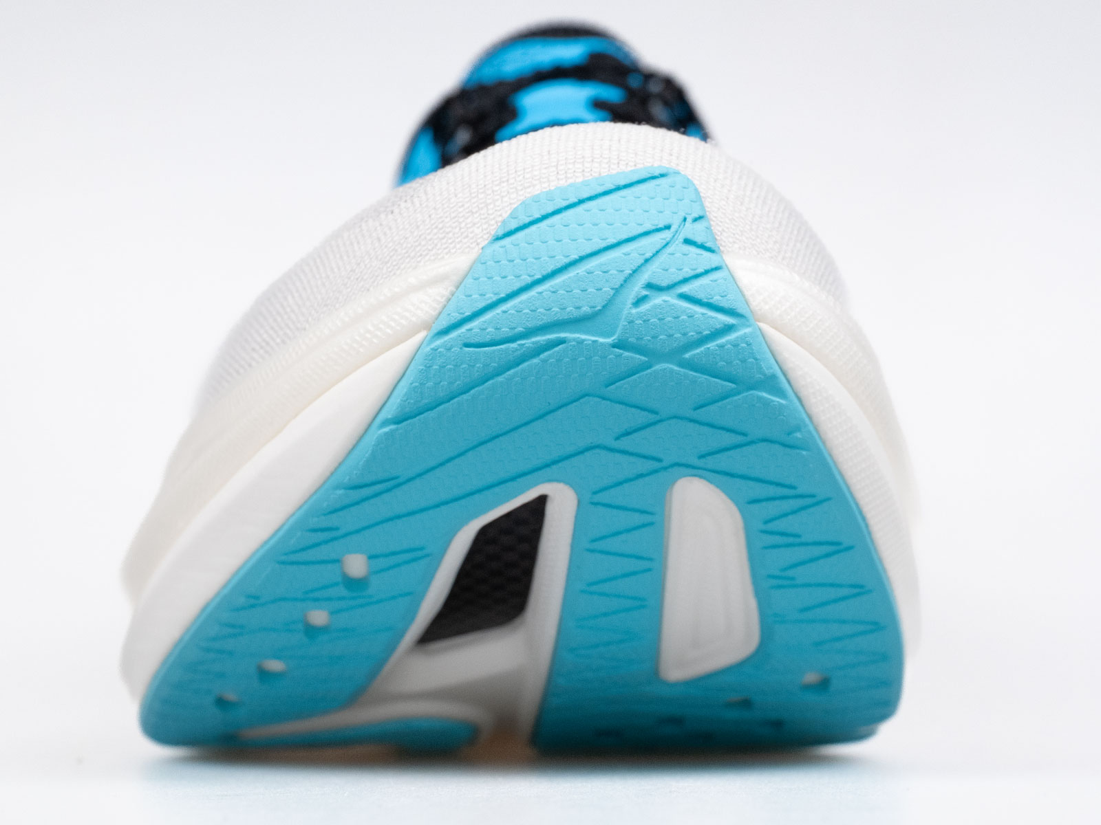 Asics Metaspeed Ray Review